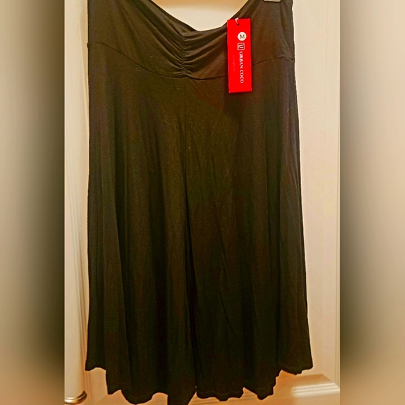 Urban Coco | Skirts | Womans Poly Blend Pull On Skirt | Poshmark